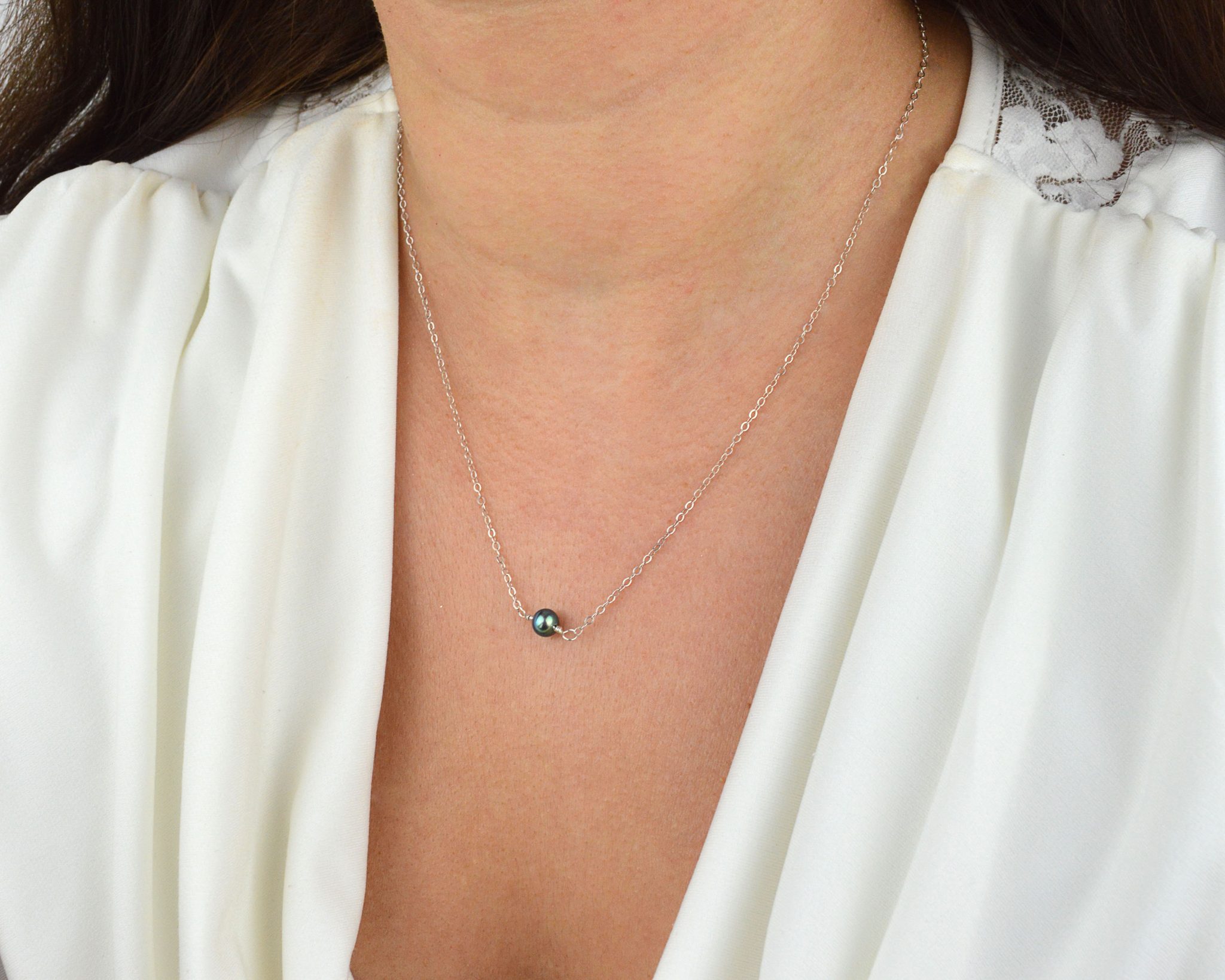Chain Pearl Necklace
